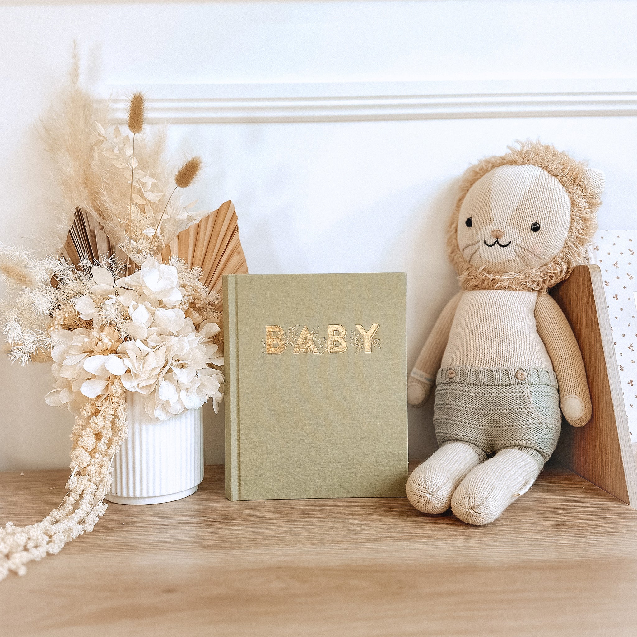 Mini Baby Book Sage– Fox & Fallow