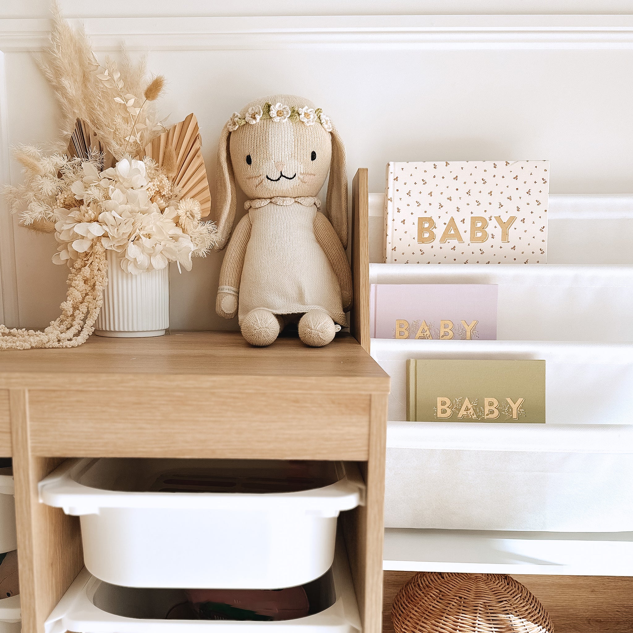 Mini Baby Book Sage– Fox & Fallow